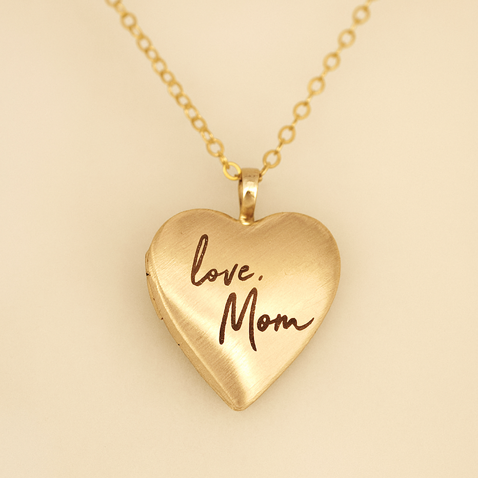 Engraved Heart Locket Necklace – Custom Handwriting & Photo Giftilver